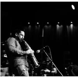 Amit Friedman - הולי (הר סיני 1, תל אביב יפו) - הופעת מוזיקה | איזי