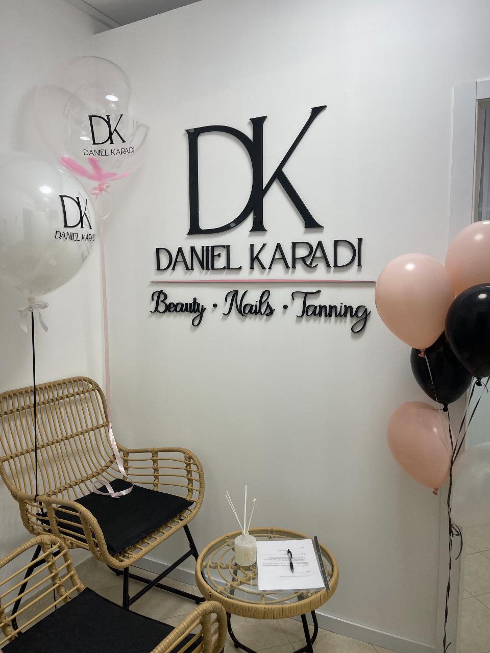 DK nails - שטרוק 11, חולון - מכוני שיזוף - איזי