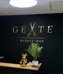 Gete Barbershop - שדרות השושנים 3, נוף הגליל - מספרת גברים | איזי